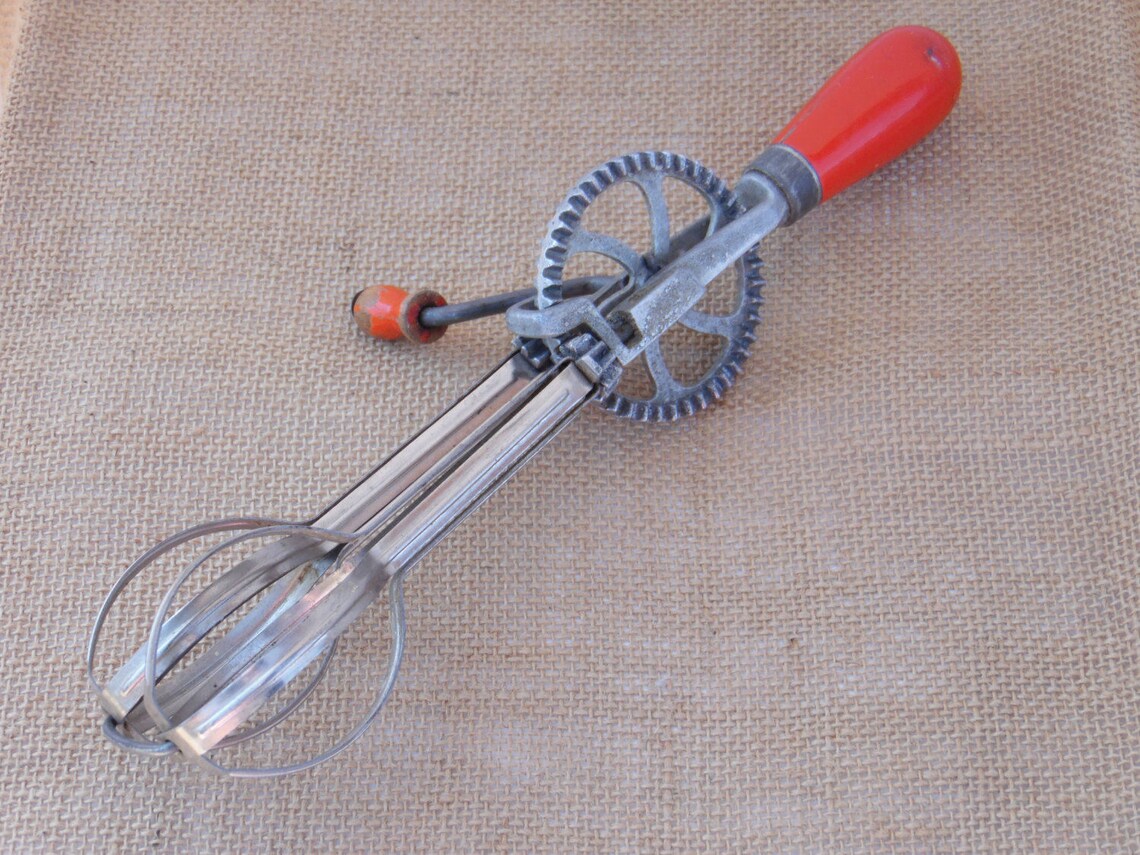 Vintage Hand Whisk Hand Mixer - Etsy