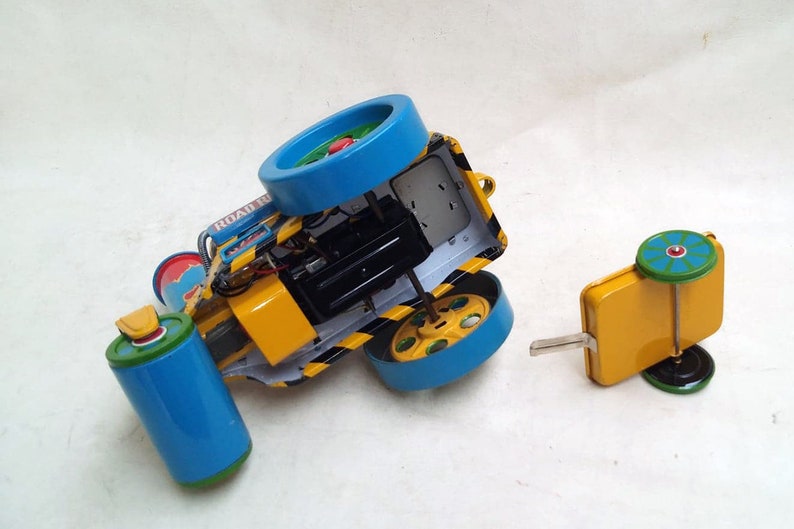 Nos Rare Vintage Tin Toy Steam Roller With Trailer Battery Operated ...