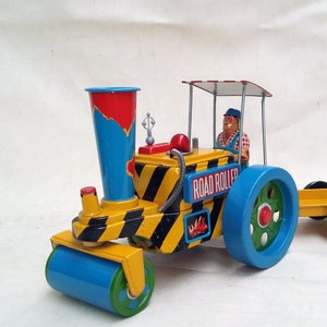 Nos Rare Vintage Tin Toy Steam Roller With Trailer Battery Operated ...