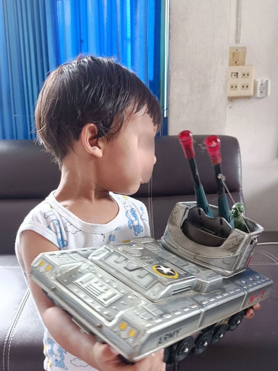 Vintage Tin Toy M-75 Giant Tank Battery Operated Japan - Etsy