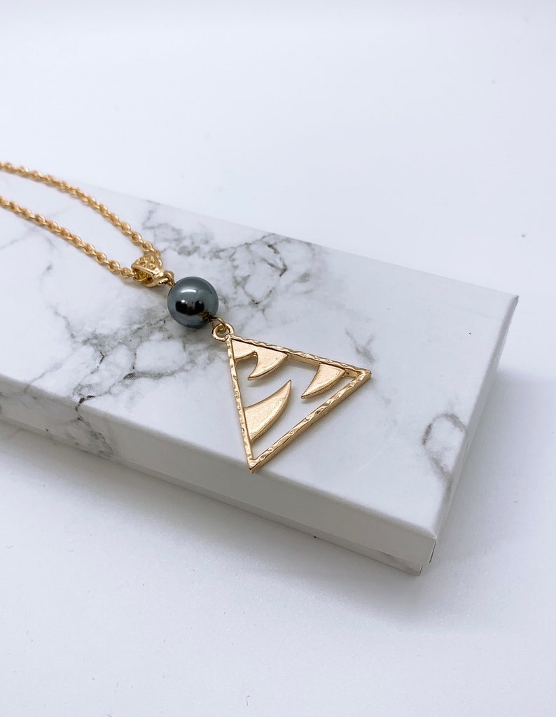 Ahu Ula hawaiian Feather Cloak Design : Hamilton Gold - Etsy