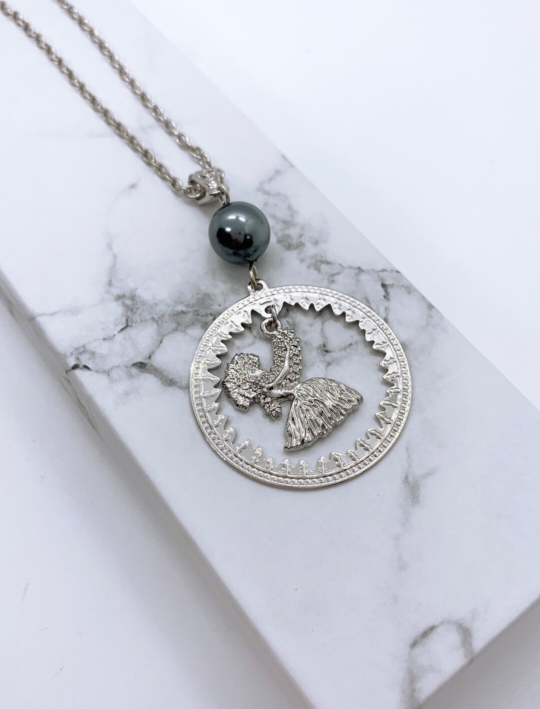Hawaii Hula Girl : Hamilton Silver Necklace With Shell Pearls - Etsy