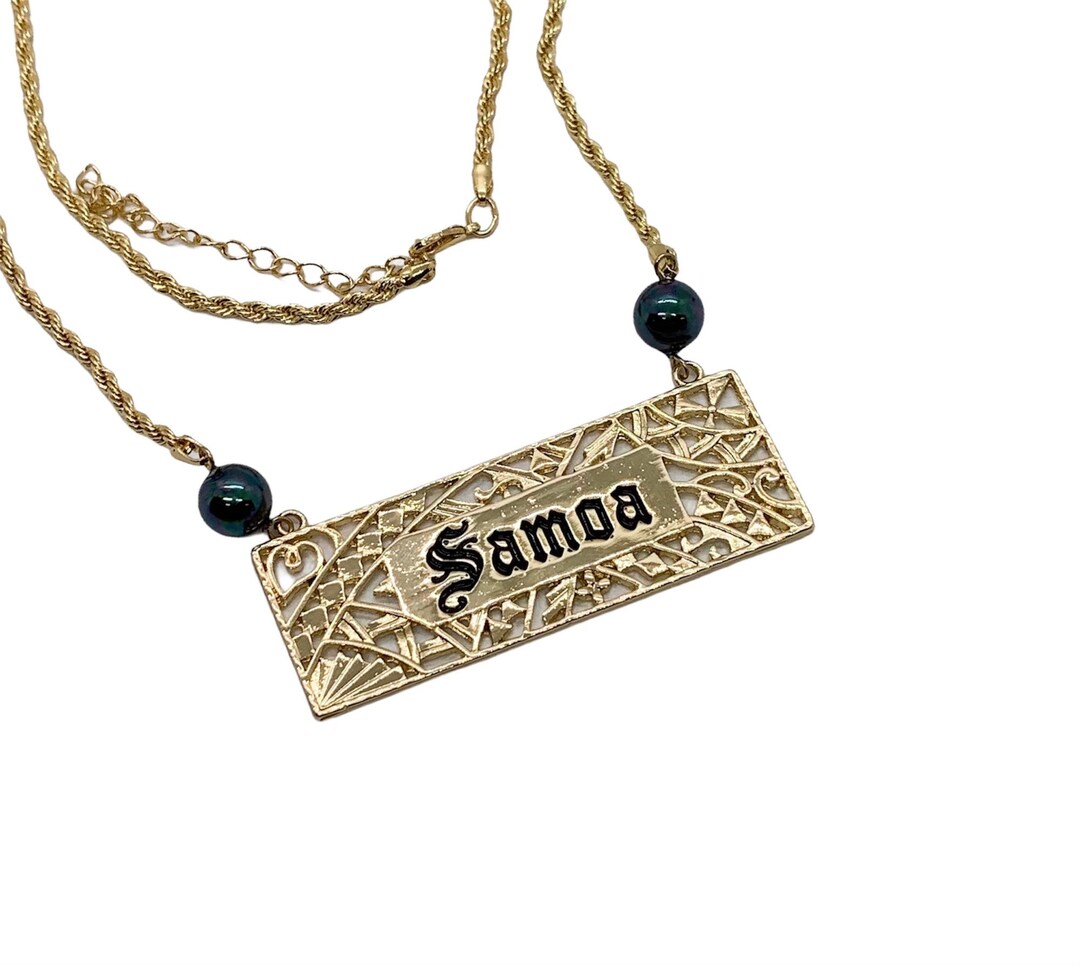 Samoa Plate Necklace : Hamilton Gold With Shell Pearls - Etsy