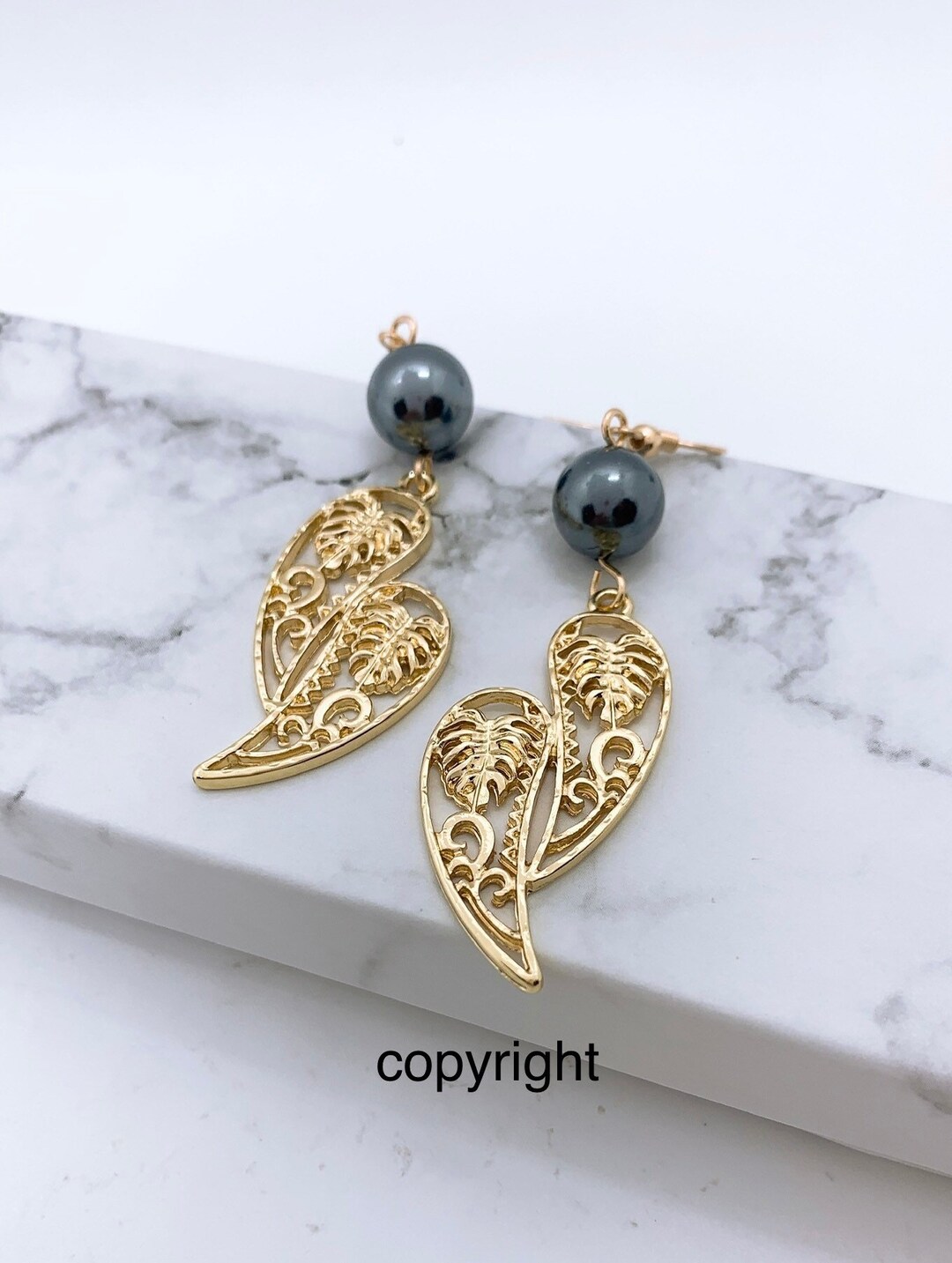 Hawaiian Monstera Leaf Angel Wings Design: Hamilton Gold Earring With ...
