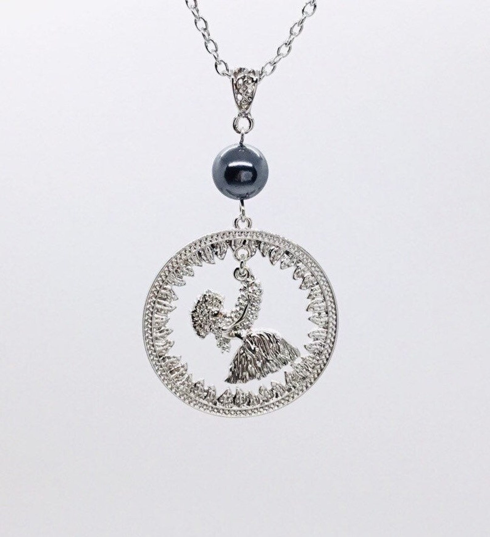 Hawaii Hula Girl : Hamilton Silver Necklace With Shell Pearls - Etsy