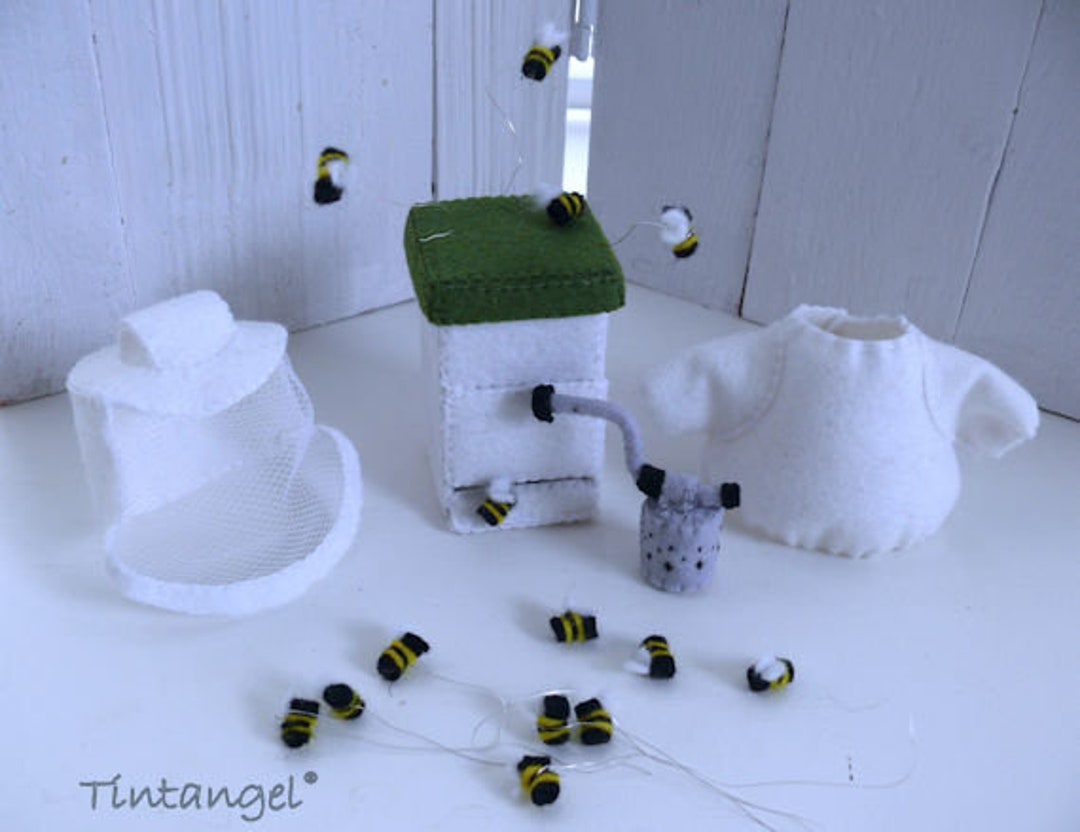 Beekeeper Suit With Hood, Pipe, Beehive and Bees DIY Kit This Kit is ...