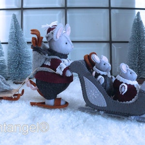 The Joy of Winter - Little Mice Sledding and Skiing - DIY Kit - Etsy