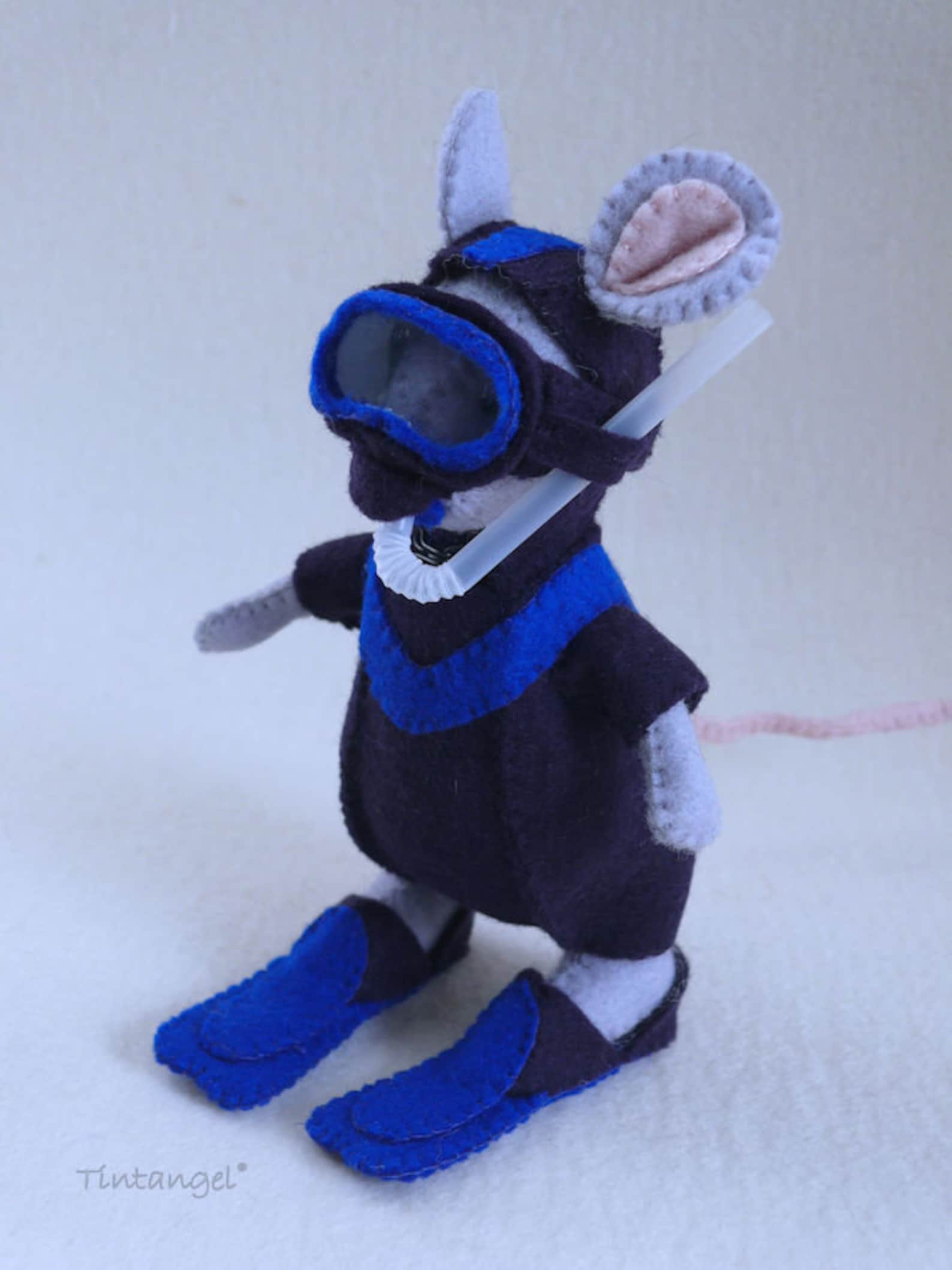 Mouse Goes Scuba Diving and Snorkeling DIY Kit | Etsy