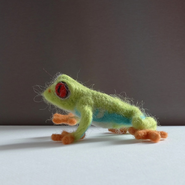 Felted Frog - Etsy