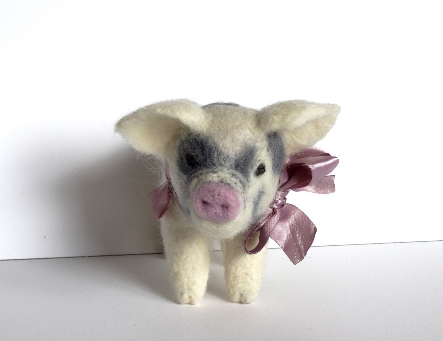 Needle Felted Animal ,felted Toy Little Pig,small Felted Figure Pig ...