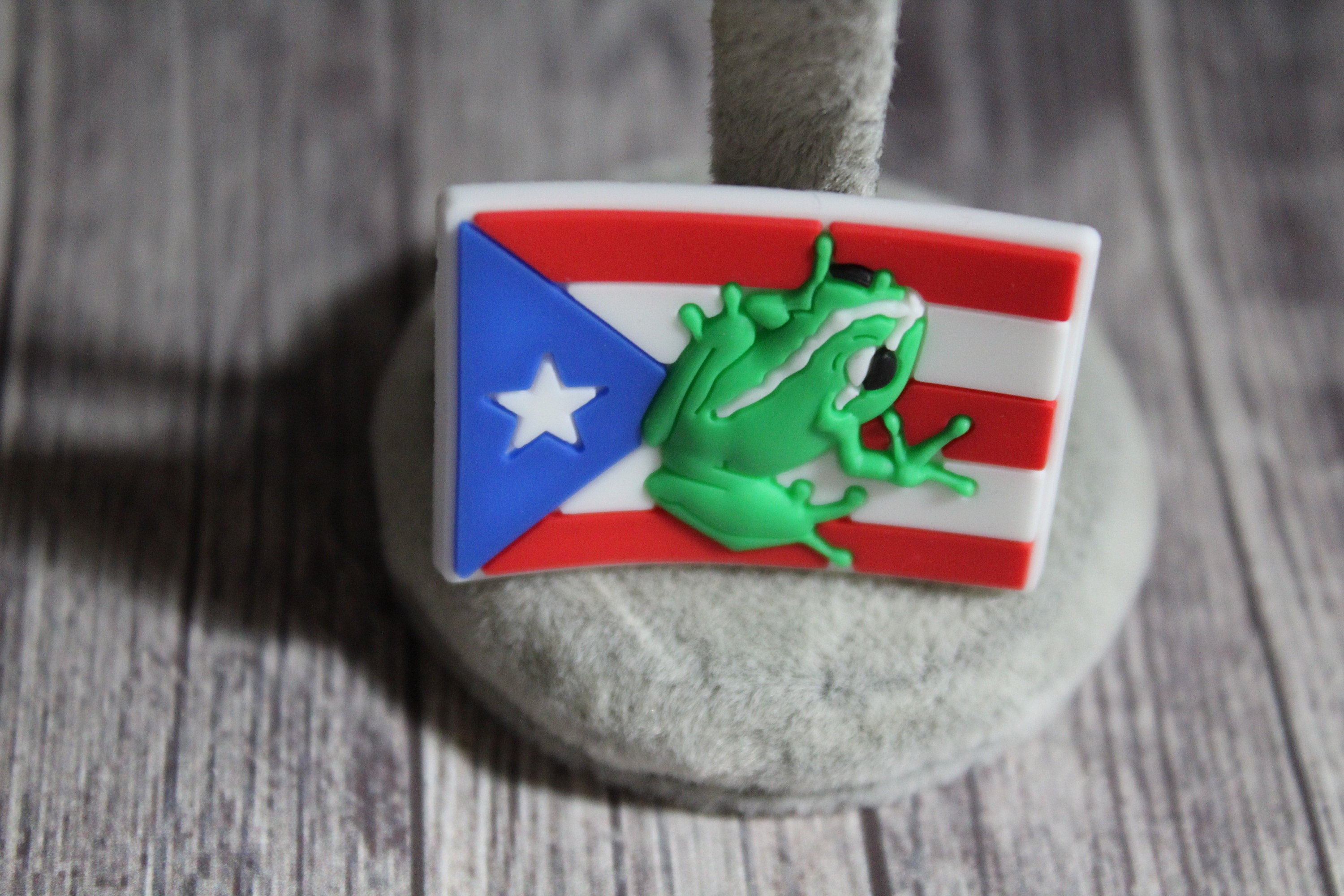Puerto Rican Flag With Coqui Drawing