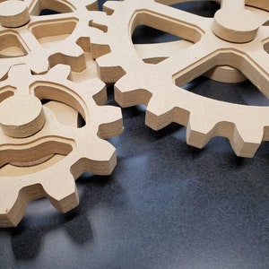 Five Large Gear Kinetic Set 24 in X 13.5 In. Stem Maker Space Vs. 2CG ...