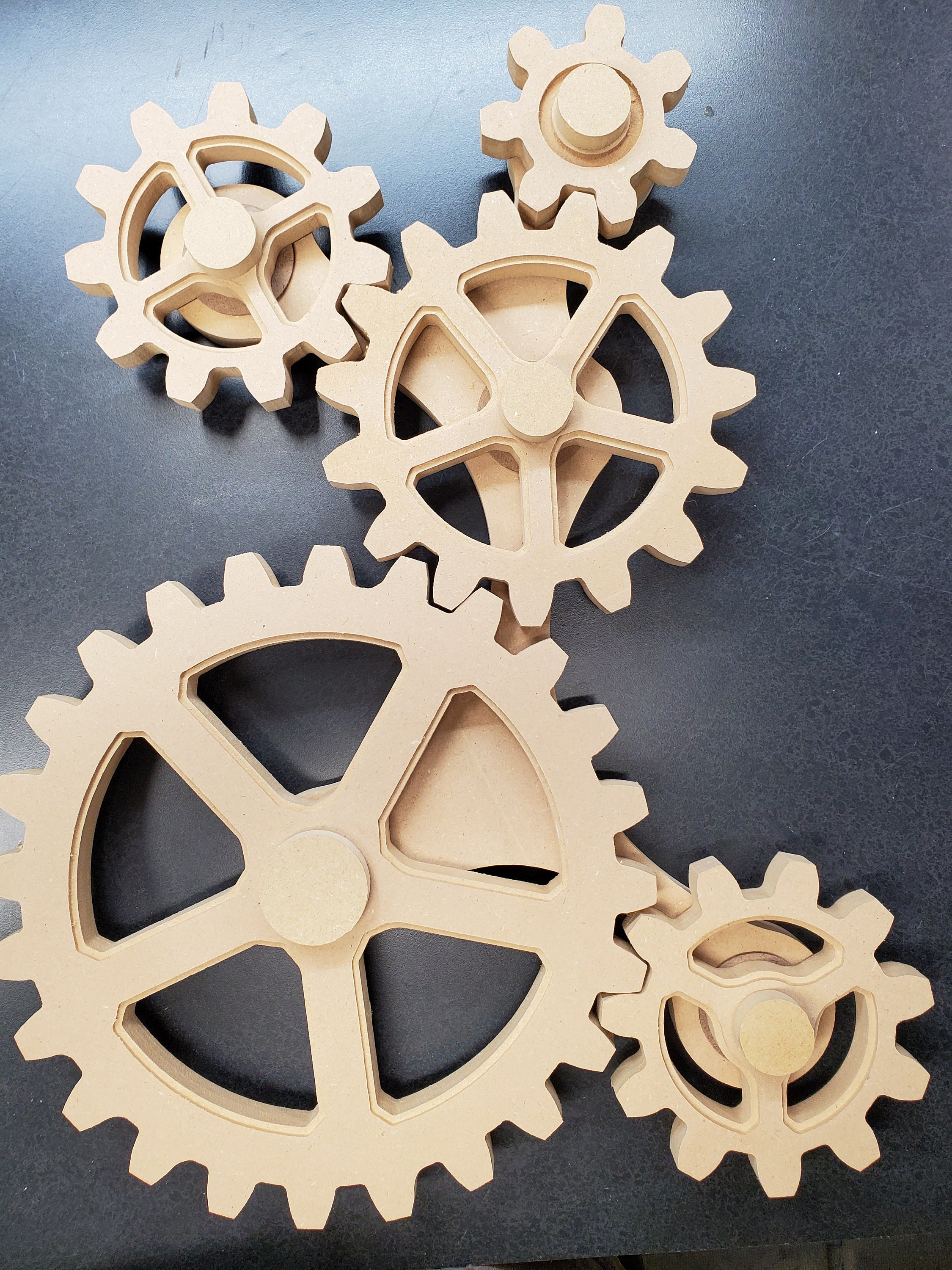 Five Large Gear Kinetic Set 23.5 IN X 16.5 In. Stem Maker Space Vs. 3CG ...