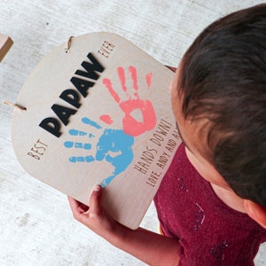 Father's Day Handprint Sign | Wood Handprint Best Dad Hands Down ...