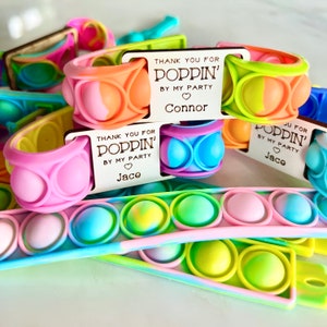 Set of Pop It Bracelet Gift for Kids Birthday Party, Non Food Classroom ...