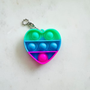 Set of Dinosaur Heart Pop It Valentines Gift for Kids | Non Candy ...