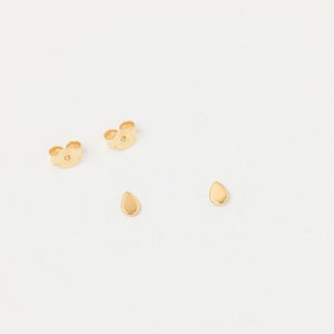 A Pair of Tiny Golden Teardrop Studs Drop Earstuds Sterling Silver ...