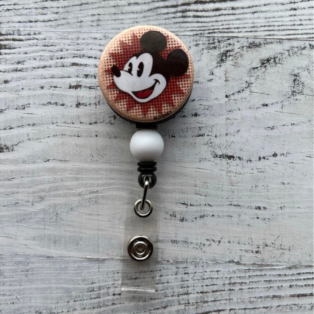 Minnie Mouse Badge Holder - Etsy