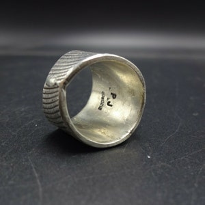Pete Johnson NAVAJO Cuttlebone Cast Sterling Silver CORAL RING Sz 5.5 ...