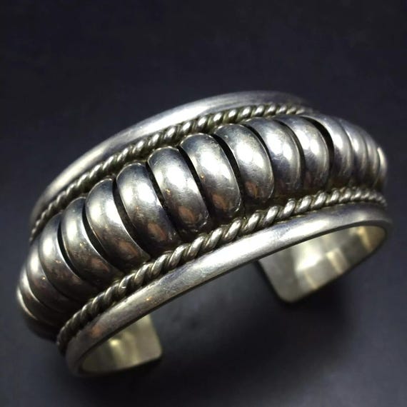 PRISCILLA APACHITO Navajo VINTAGE Sterling Silver Cuf… - Gem