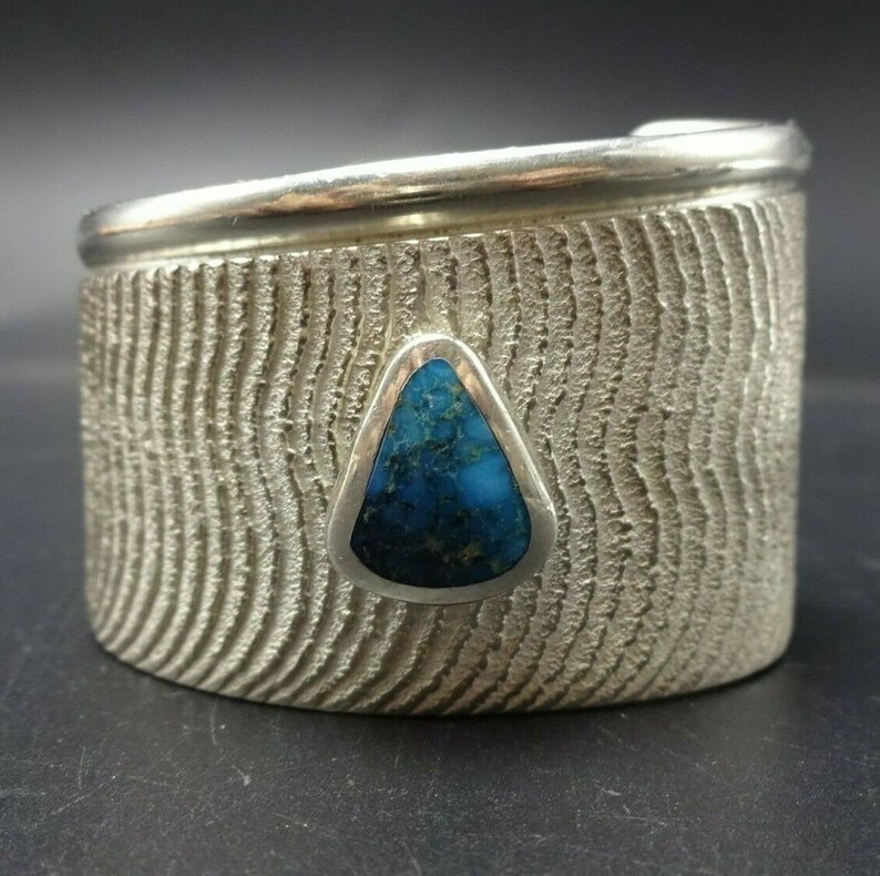 JOSHUA BINGHAM Sterlingsilver Cuttlebone Cast Parent/baby BRACELET Set ...
