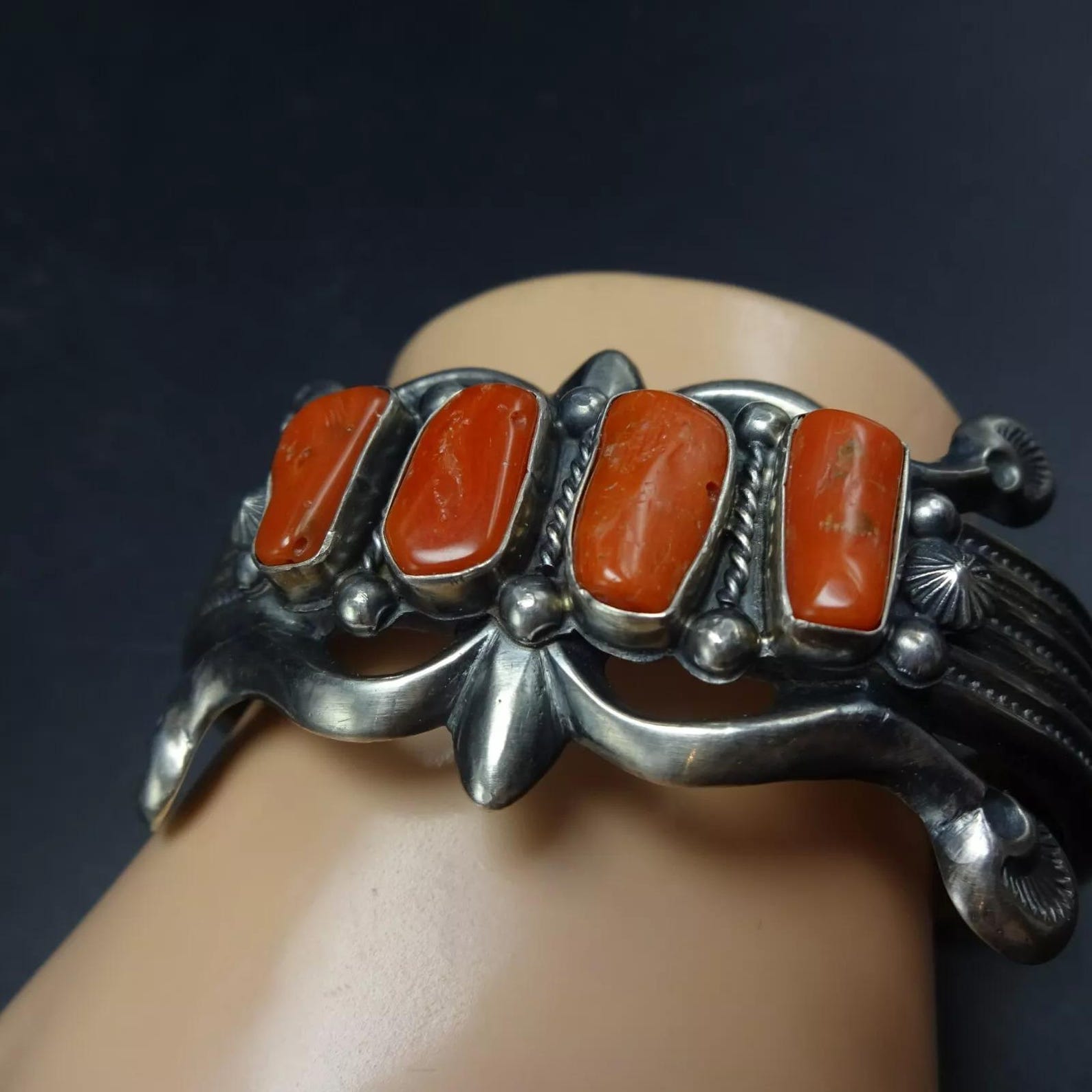 HARRISON BITSUI Navajo Vintage Sterlingsilver Red MEDITERRAN Coral Cuff ...