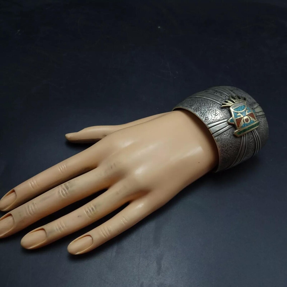 THOMAS TOMMY SINGER Navajo Vintage Sterling Silver Chip Inlay Cuff ...