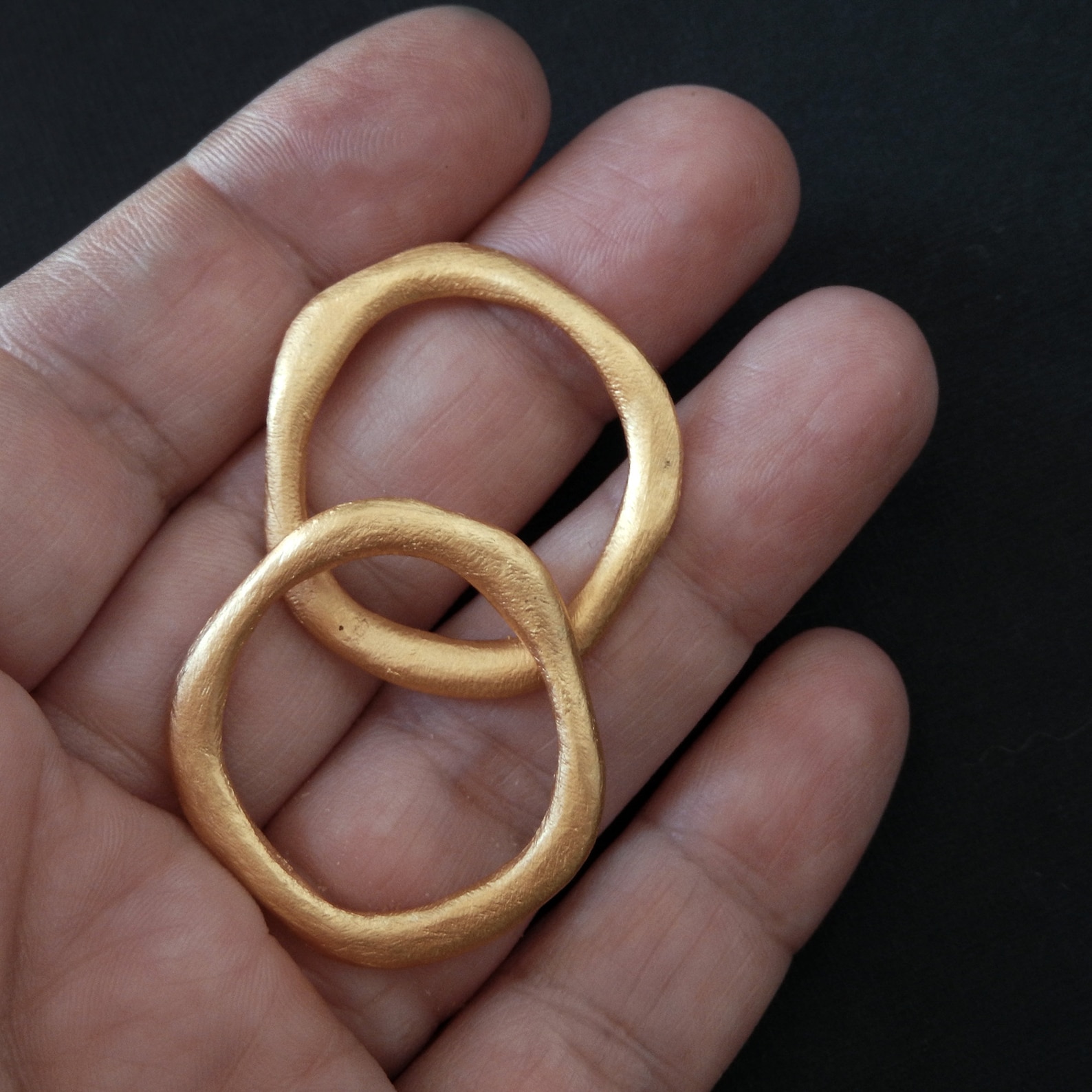 Large Chunky Front Facing Hoop Earrings in Silver Earrings - Etsy