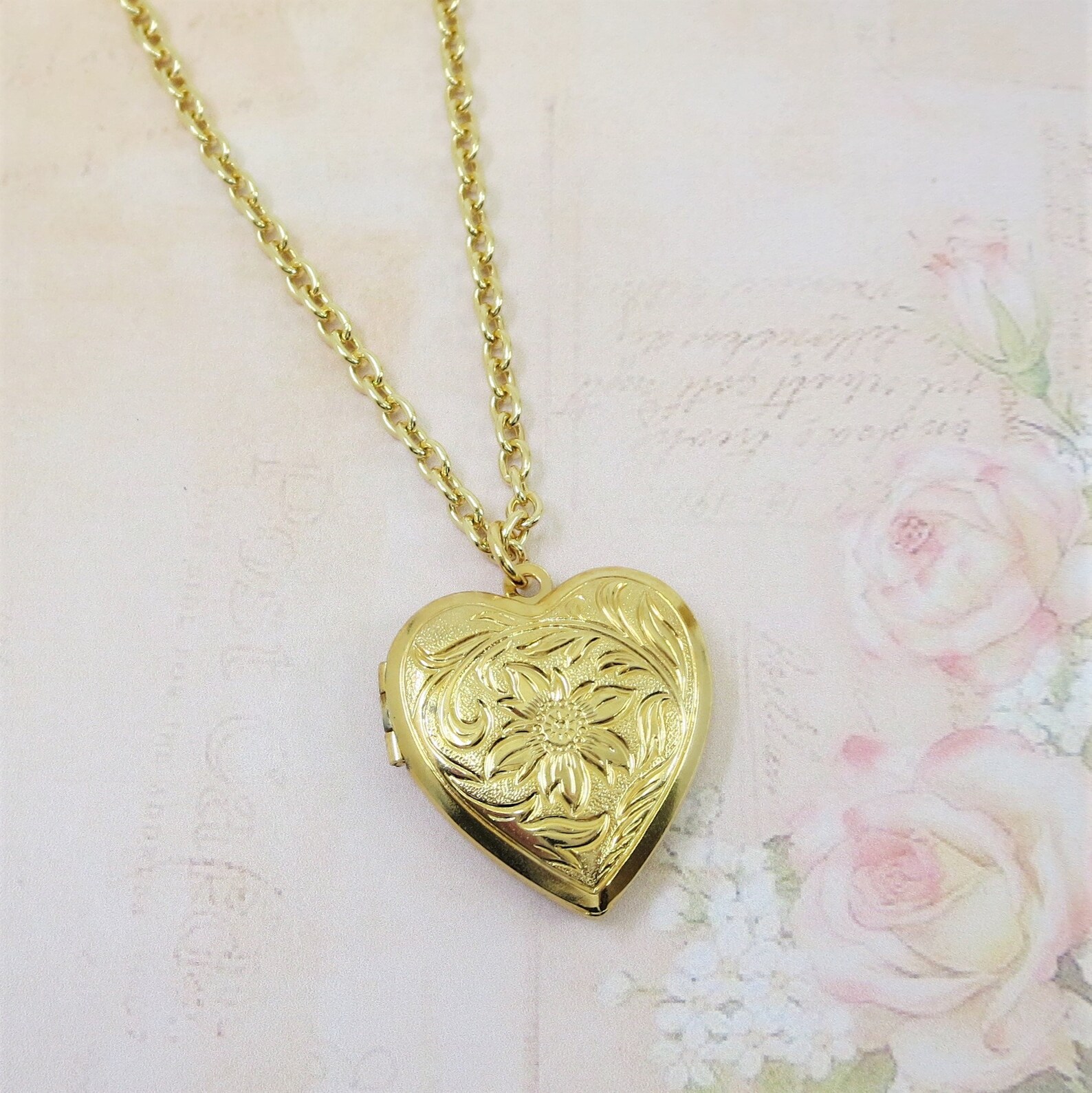Gold Heart Locket Flower Locket Victorian Locket Heart - Etsy