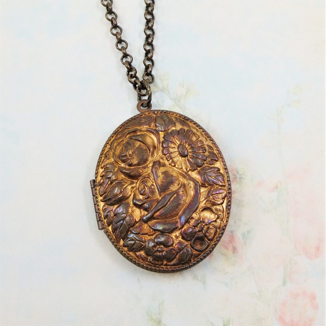 Vintage Locket Rose Locket Flower Locket Large Oval Locket - Etsy