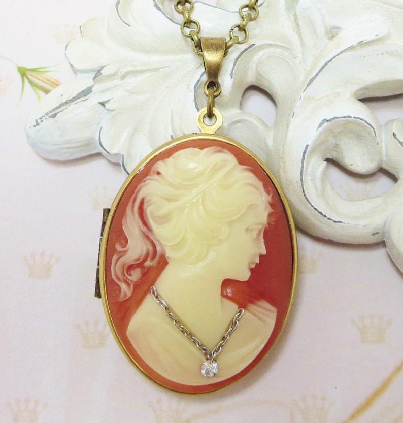 Cameo Locket Necklace Pendant Vintage Cameo Carnelian Cameo - Etsy