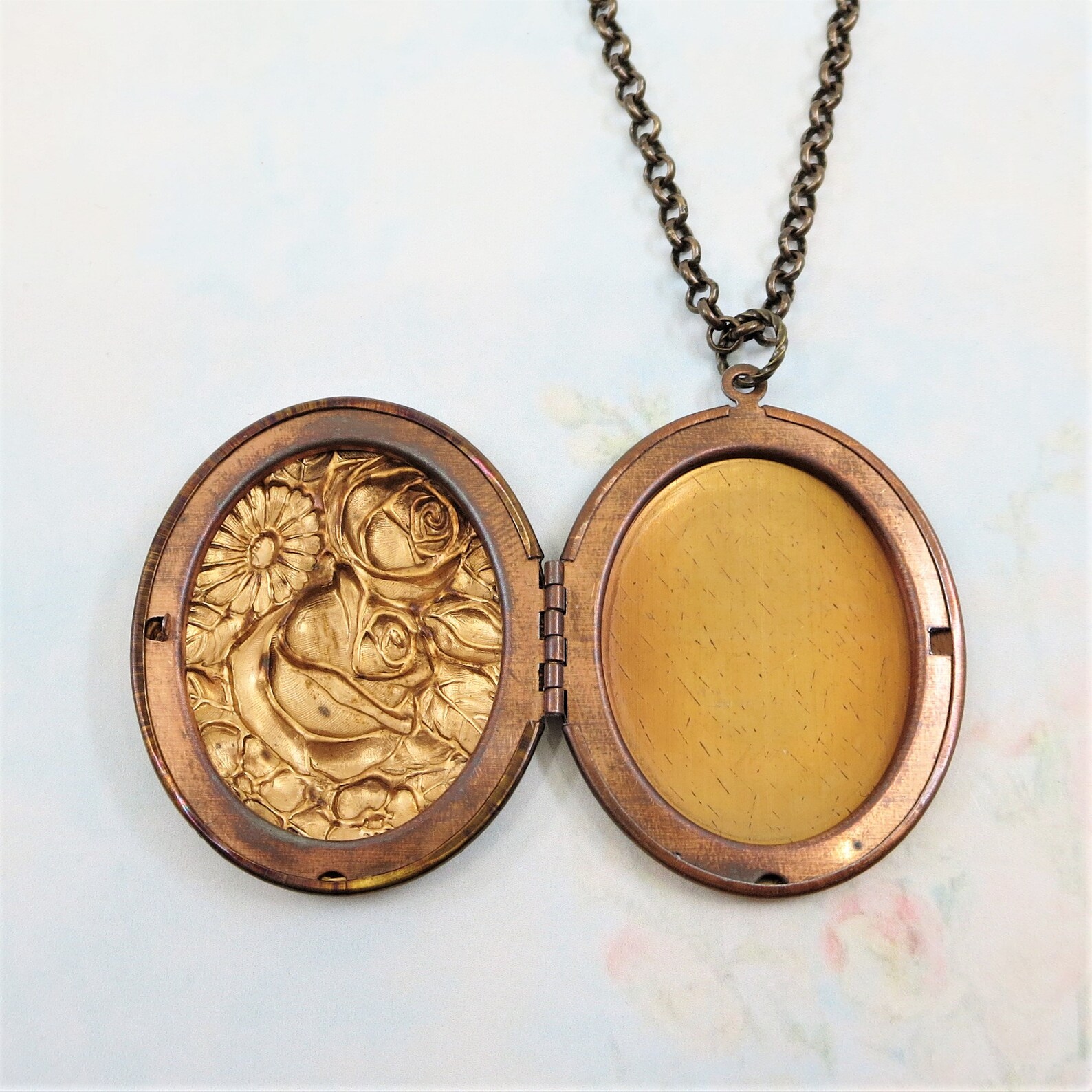 Vintage Locket Rose Locket Flower Locket Large Oval Locket | Etsy