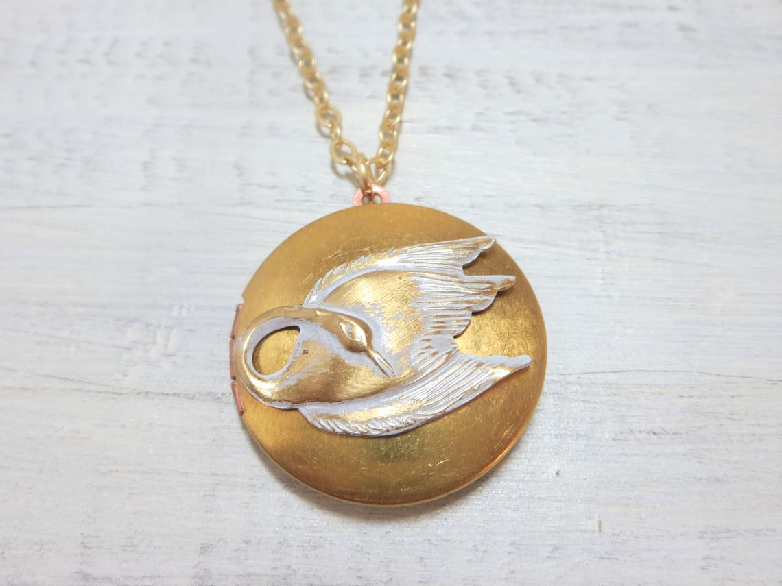 Swan Locket Swan Necklace Pendant White Swan Vintage Locket - Etsy