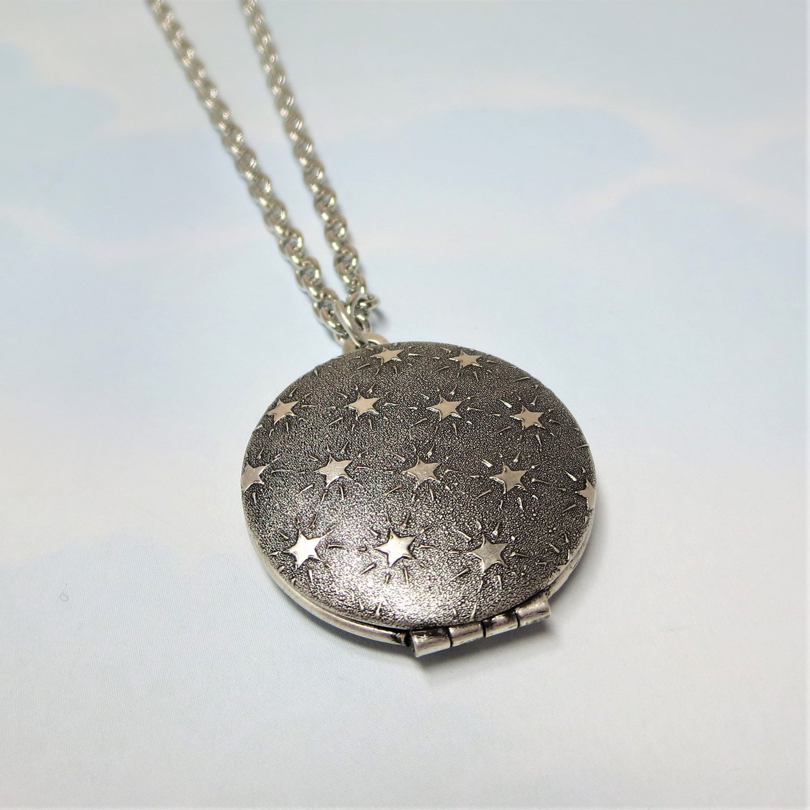 Star Locket Round Locket Celestial Locket Silver Locket - Etsy