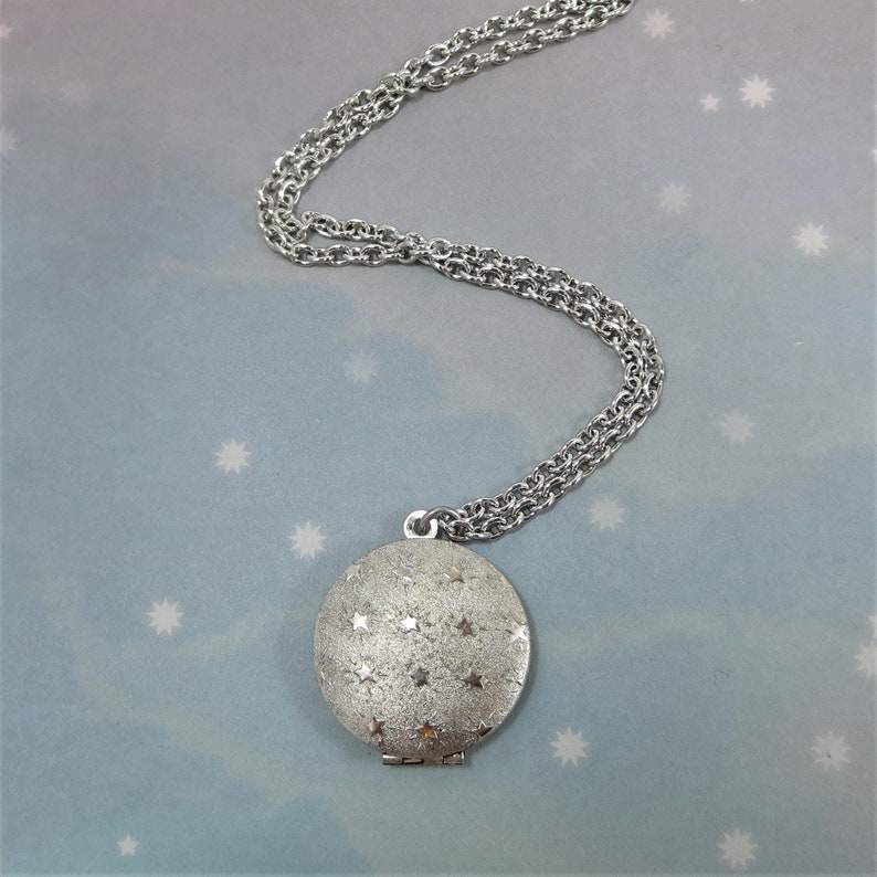 Star Locket Silver Star Locket Round Silver Locket Celestial - Etsy