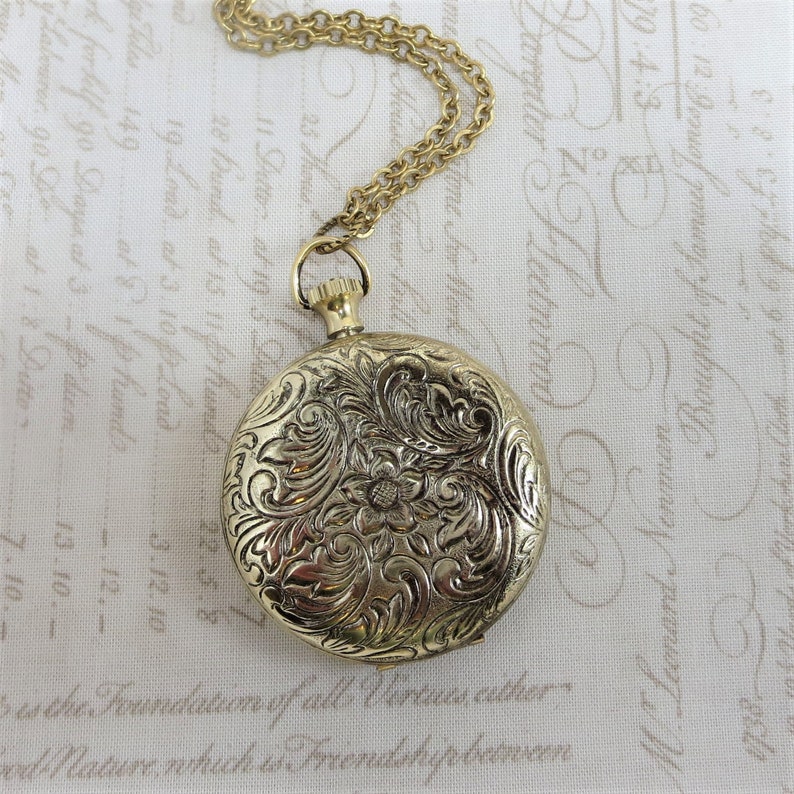 Pocket Watch Locket Vintage Locket Large Round Locket - Etsy