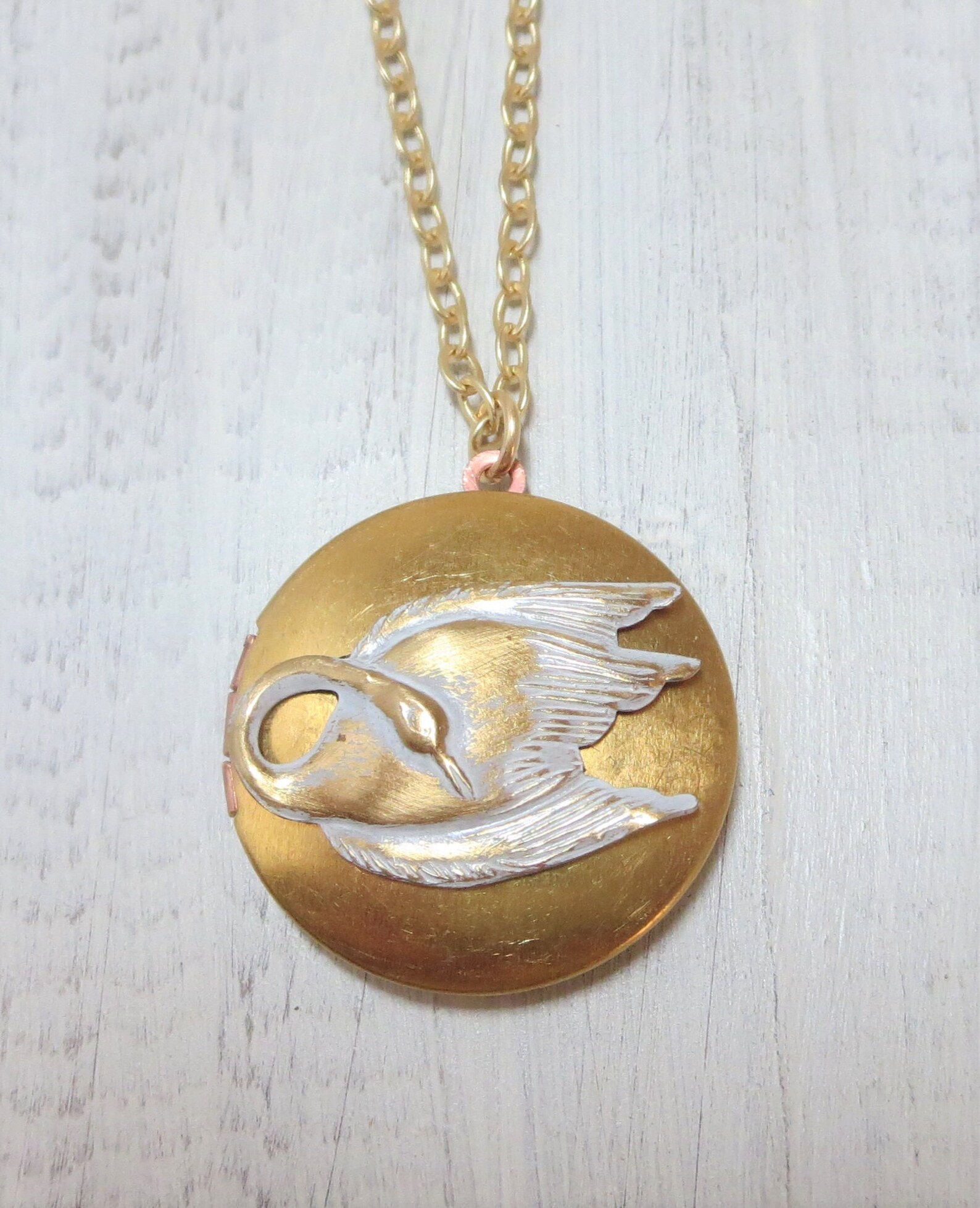 Swan Locket Swan Necklace Pendant White Swan Vintage Locket - Etsy