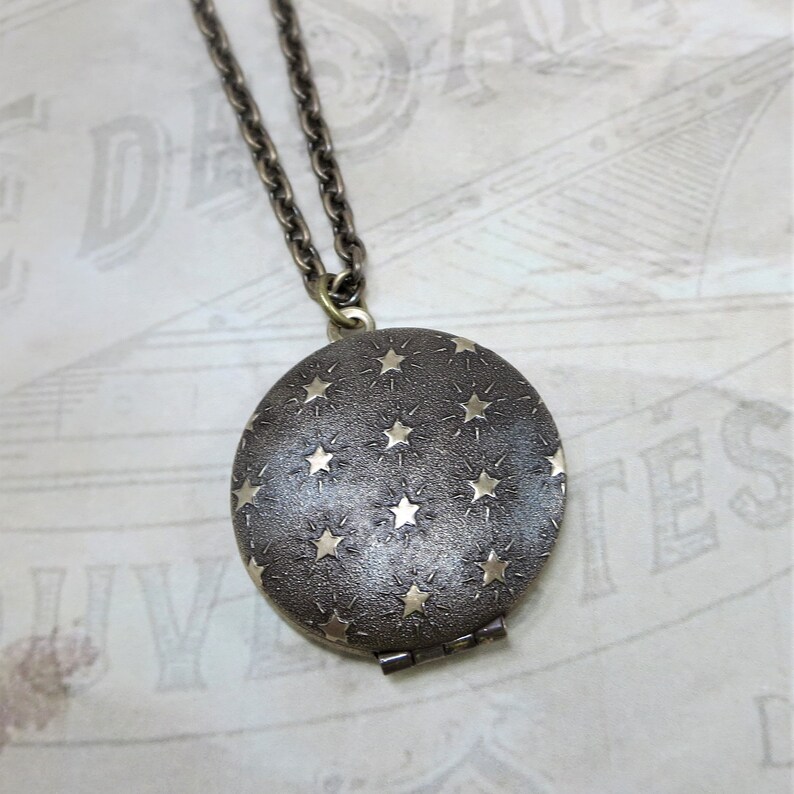 Star Locket Round Locket Celestial Locket Jewelry Gift | Etsy
