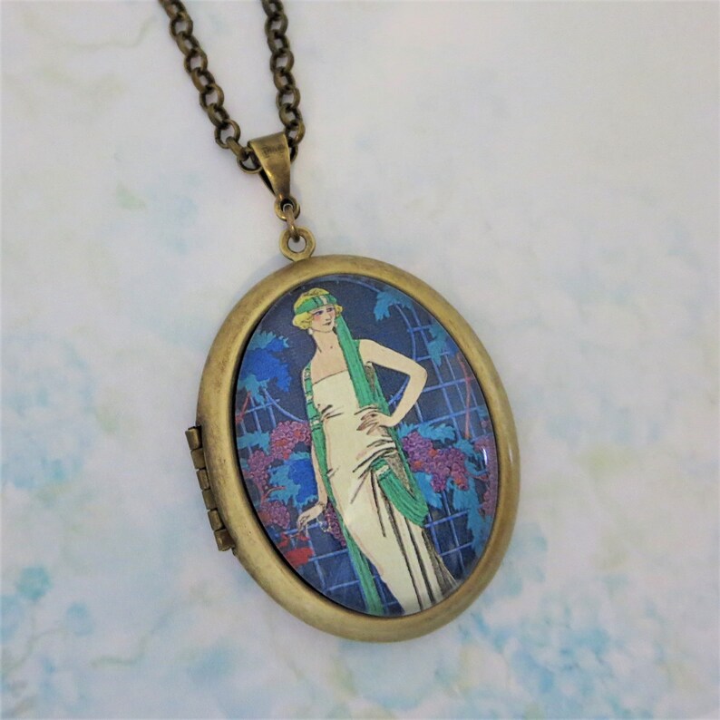 Art Deco Locket Art Glass Locket Large Oval Photo Locket Art - Etsy