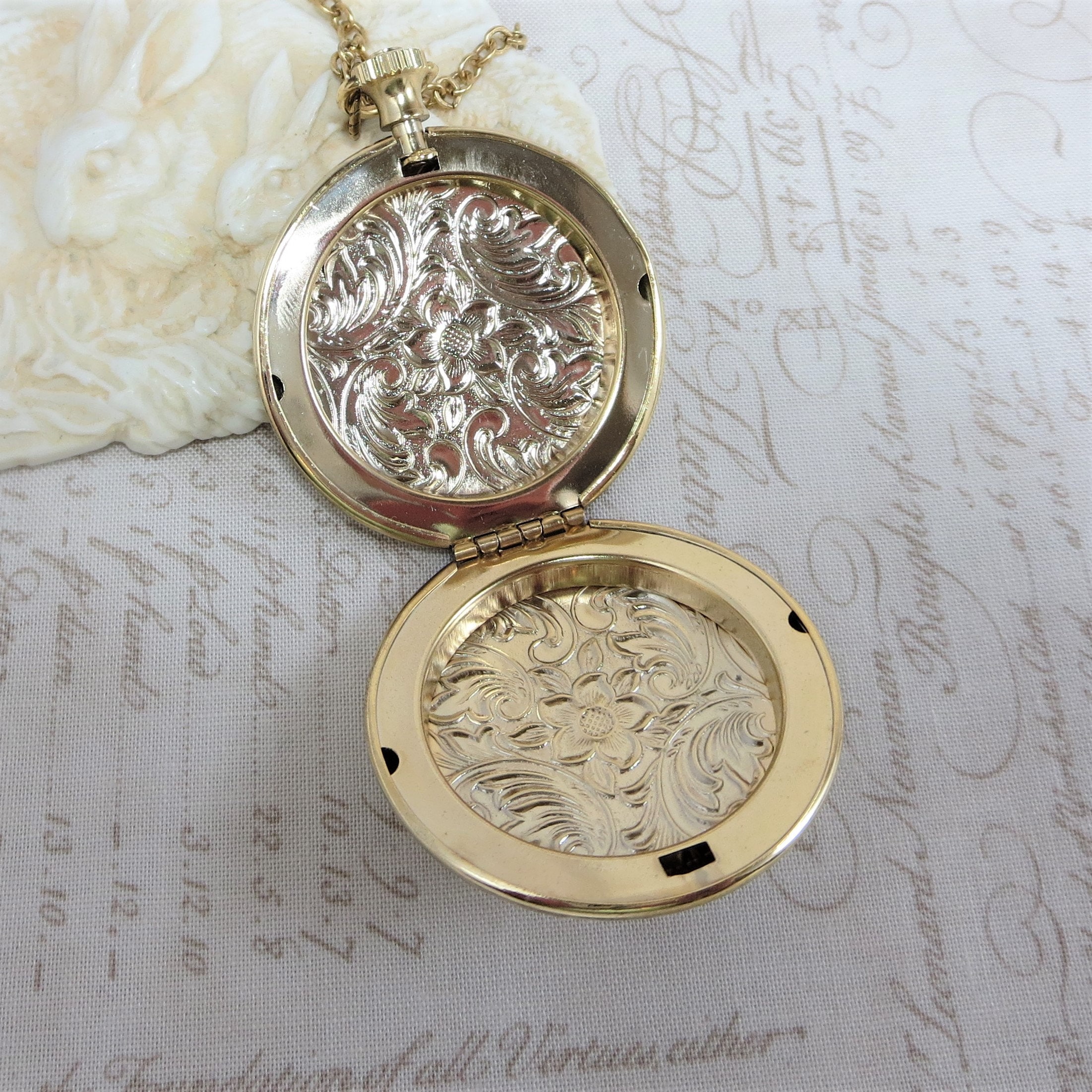Pocket Watch Locket Vintage Locket Large Round Locket | Etsy