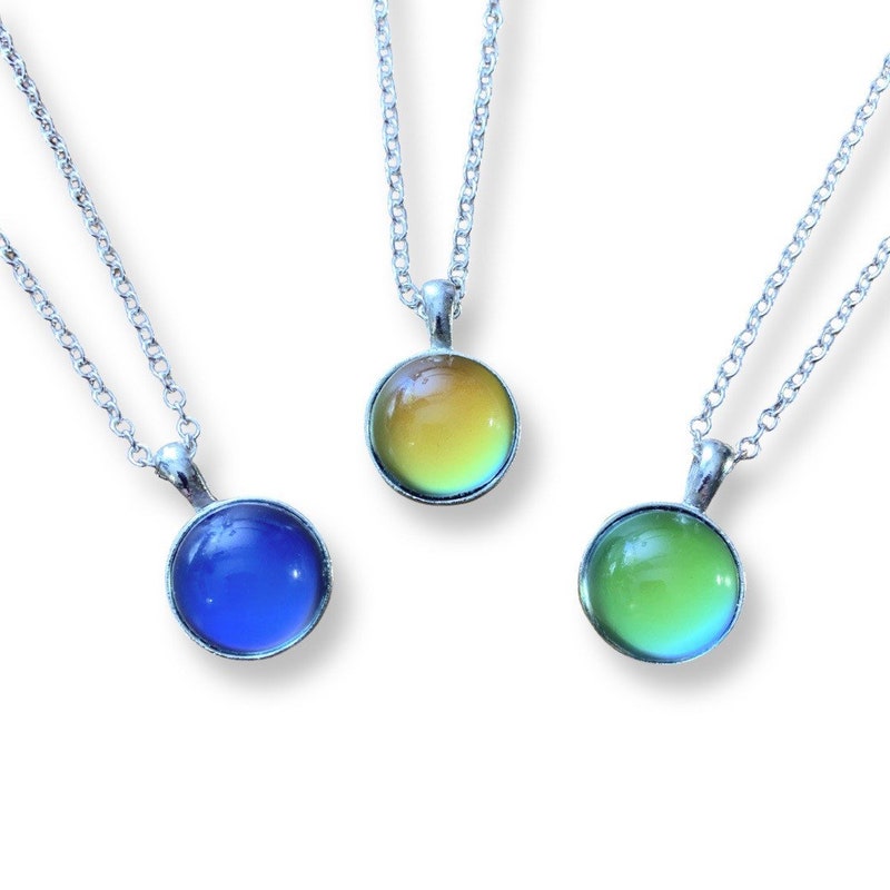 Mood Color Changing Necklace - Etsy