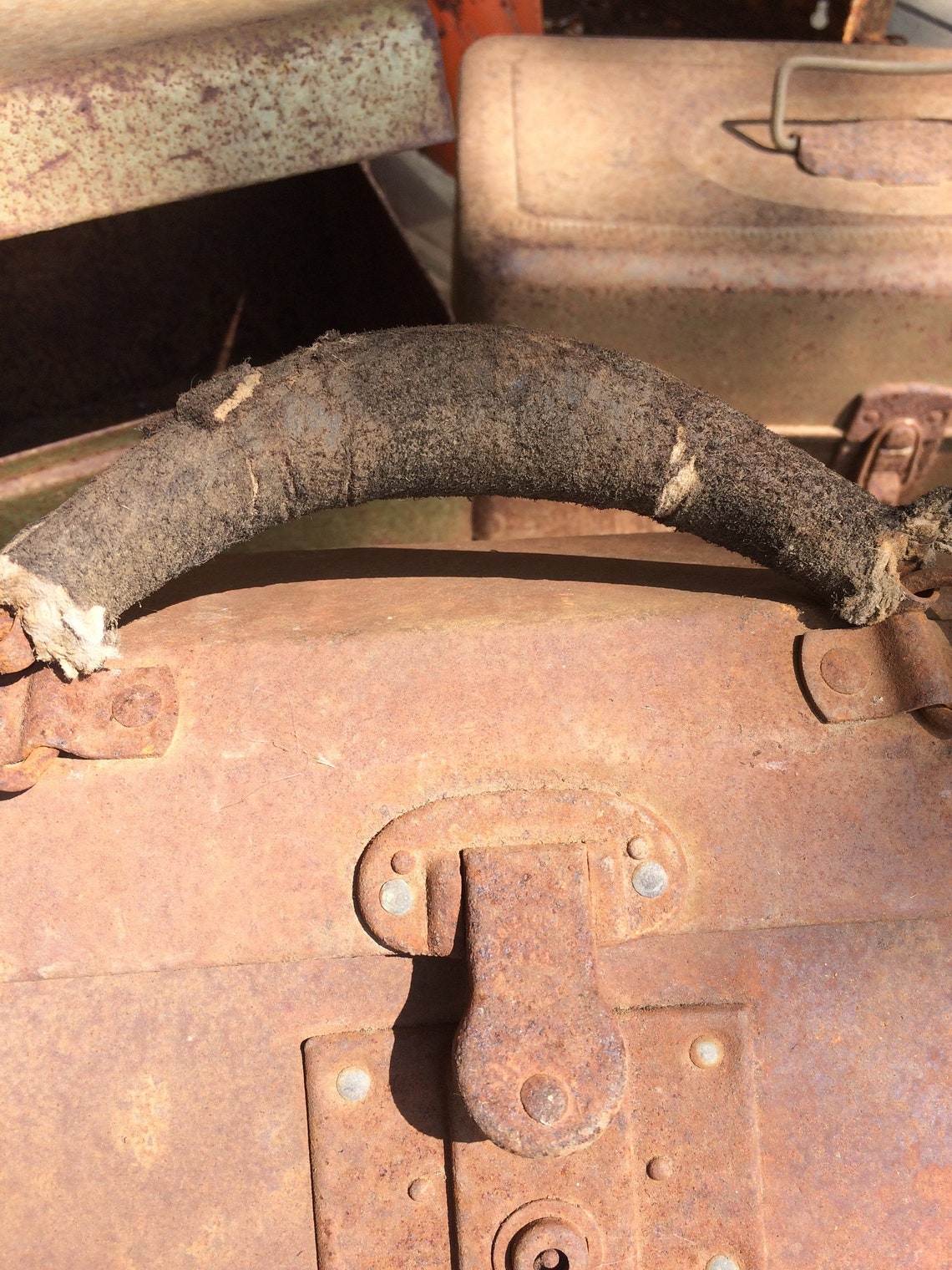 Vintage Rusty Kennedy Machinists Toolbox Skeleton Key Leather Handle ...