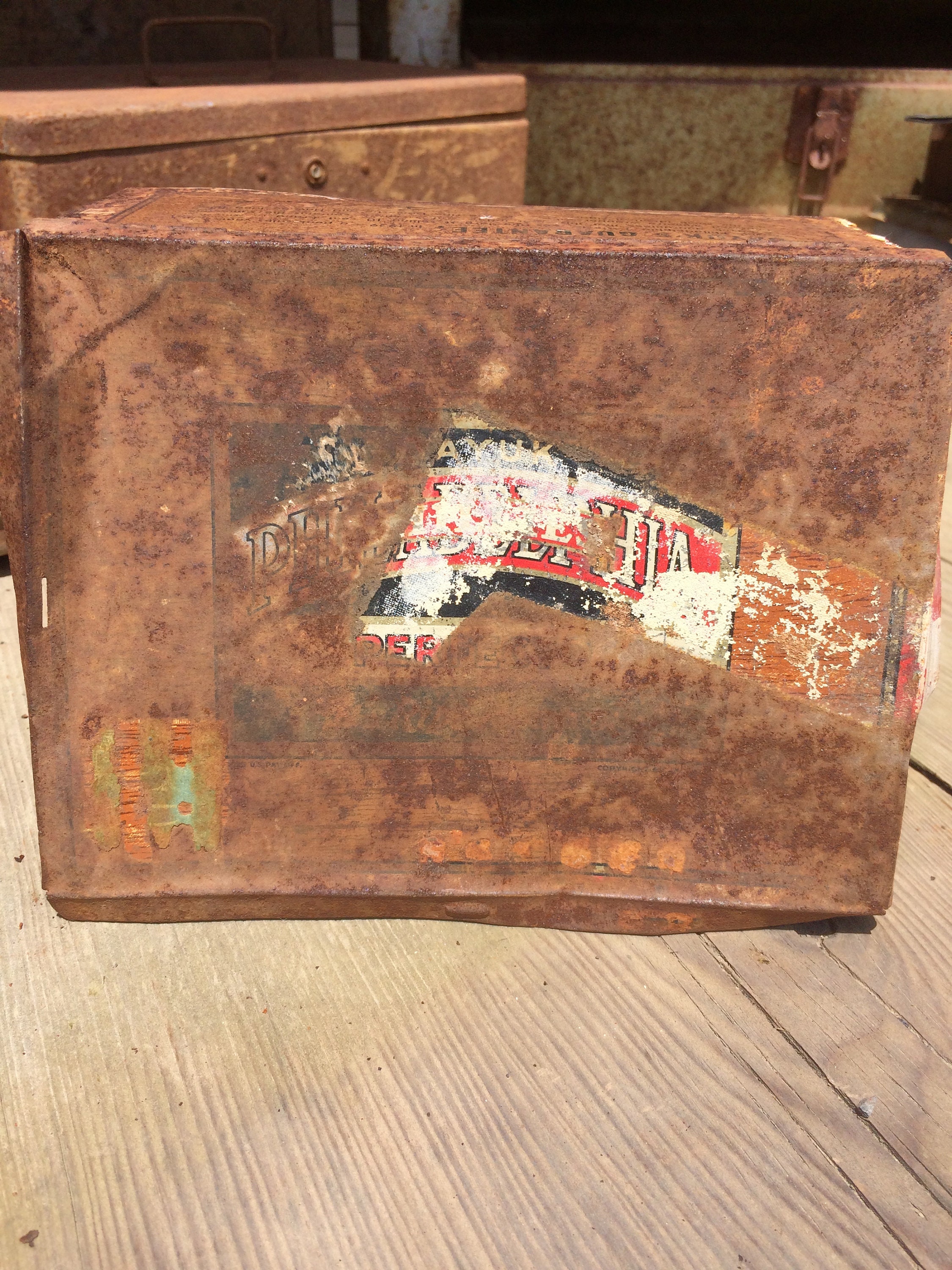 Vintage Phillies Cigar Tin Rusty Box - Etsy