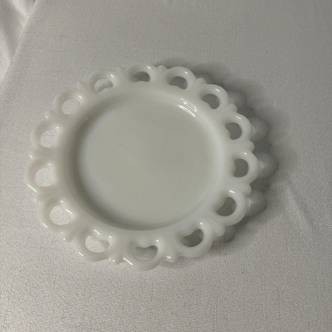 Vintage Anchor Hocking Old Colony Lace Edge Milk Glass 8.25" Serving ...