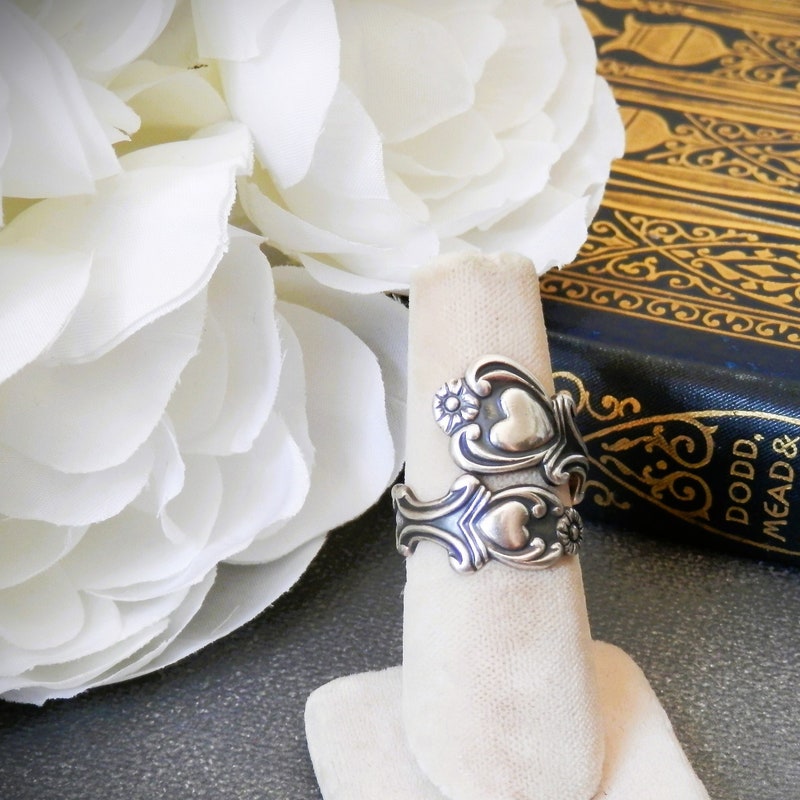Avon Ring - Etsy