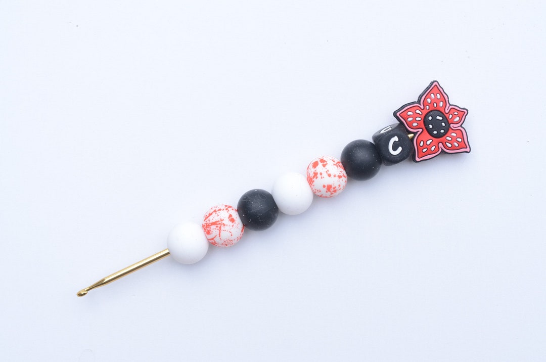 Horror Demon Crochet Hook / Crochet Hook / Silicone Bead Crochet Hook ...