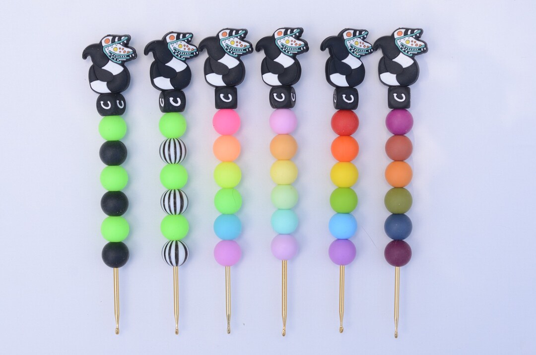 Custom Sandworm Crochet Hook / Neon Rainbow Glow in the Dark Crochet ...