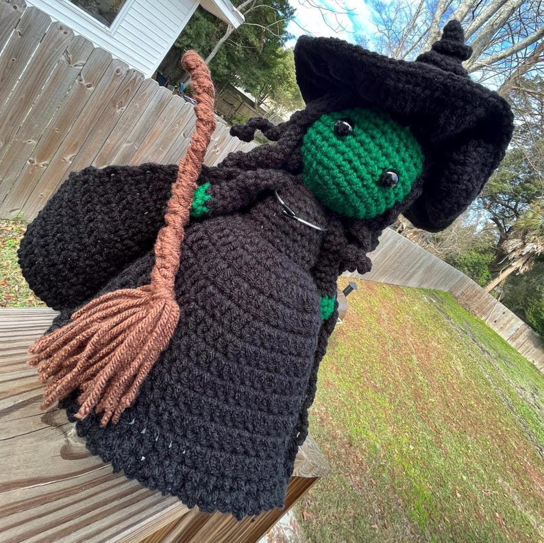 Glinda & Elphaba Wicked Crochet Amigurumi Dolls - Etsy