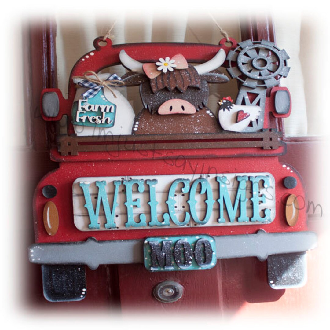 Highland Cow Farm Truck Door Hanger, Front Porch Decor, Highland Cow ...