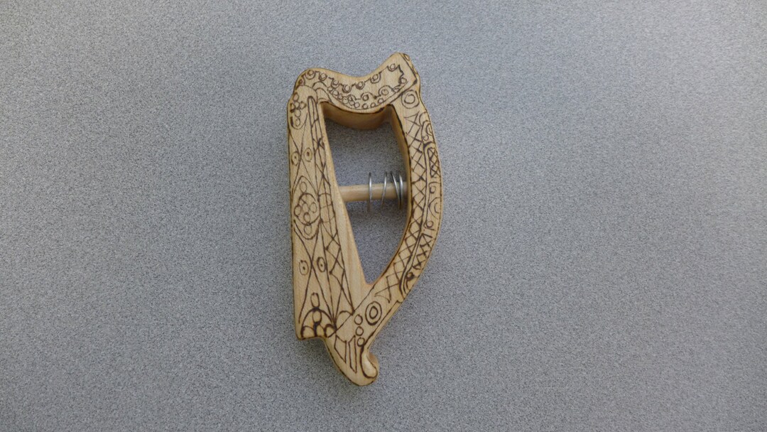 Irish Harp Rattle, Symphony Baby, Harp Baby, Celtic Baby, Irish Baby - Etsy